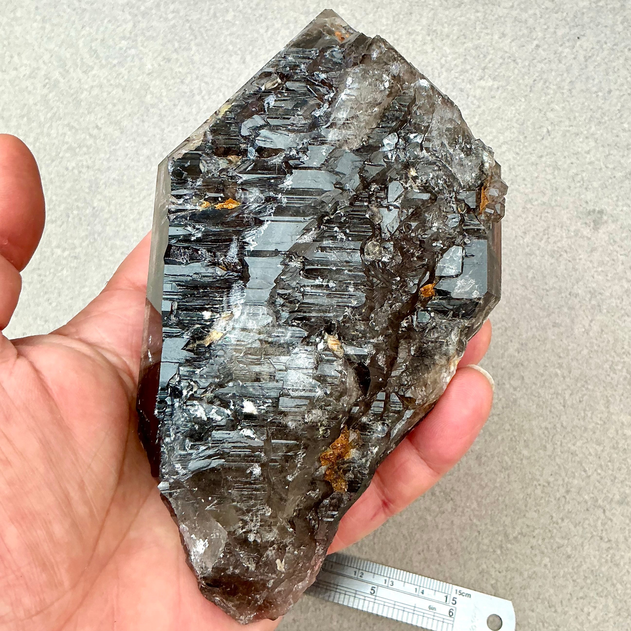 Elestial Quarts crystal – Rare and Beautiful